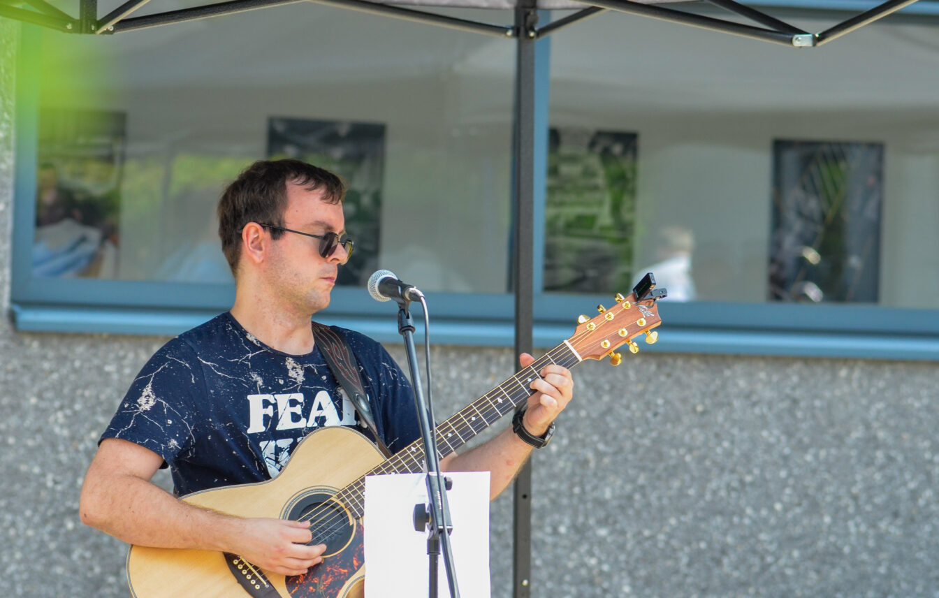 Meet the world. Join our team! | Camco Technologies