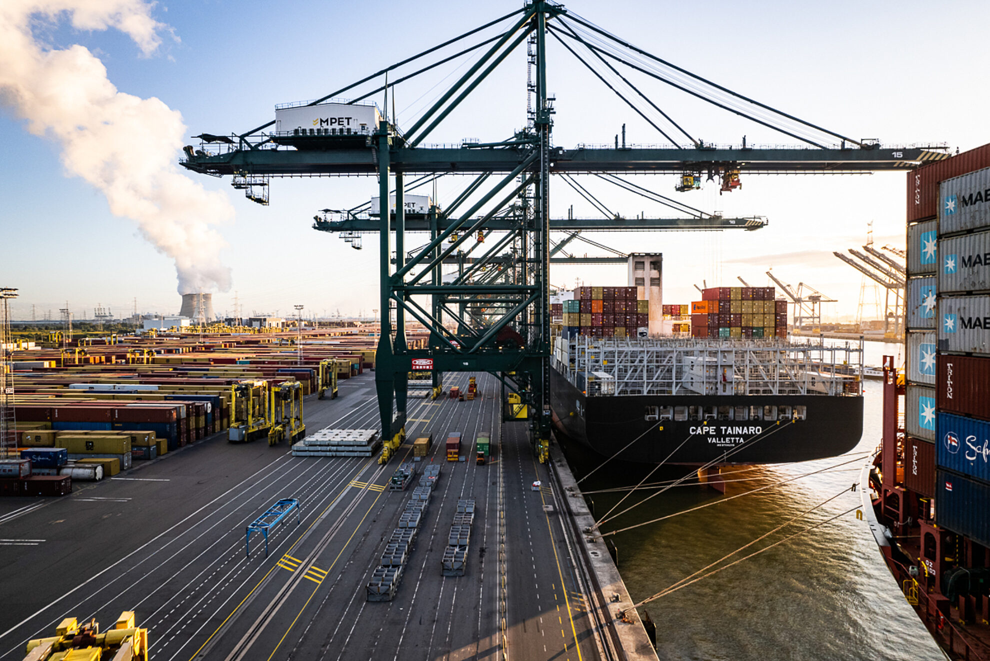 BoxCatcher STS-crane OCR container reading | Camco Technologies