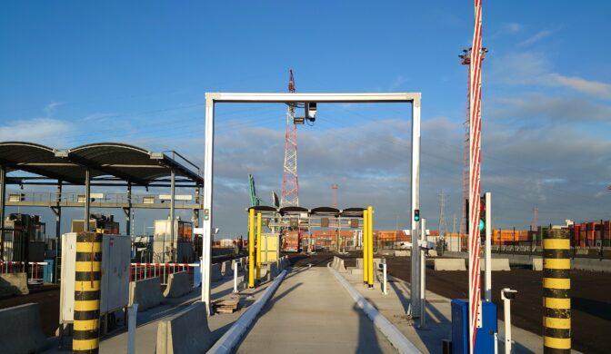 Automating the container hand-over process | Camco Technologies