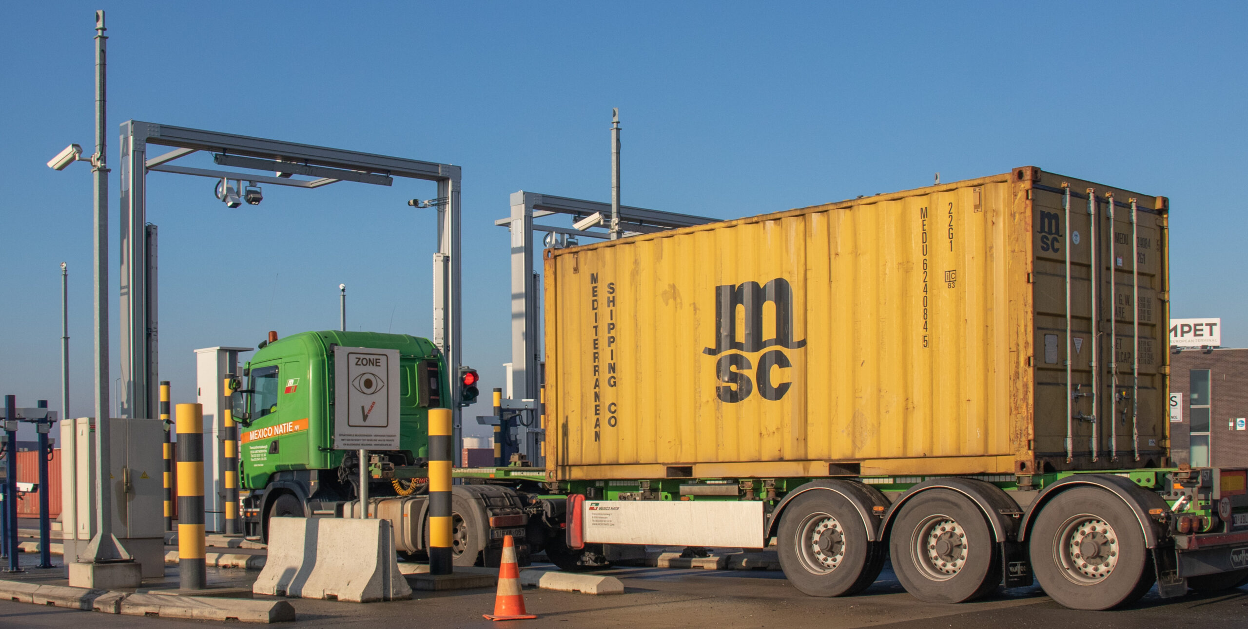 AUTOMATION OF EUROPE'S LARGEST CONTAINER TERMINAL - Camco